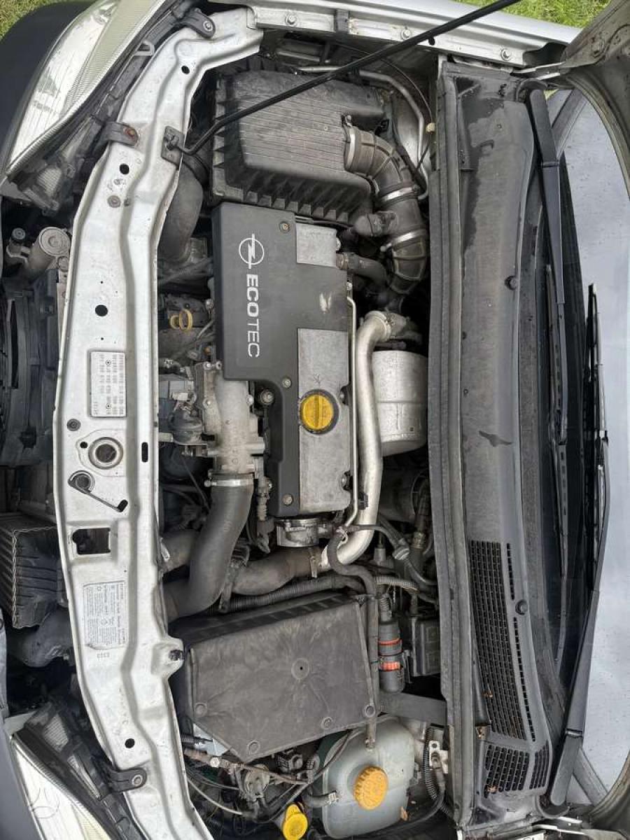 Grey Opel Zafira 2003 in Vilnius, with an engine capacity of 2.17 L and mileage of 298 thousand km for 900 €, photo 17 on AUTOMOTO.COM.LV