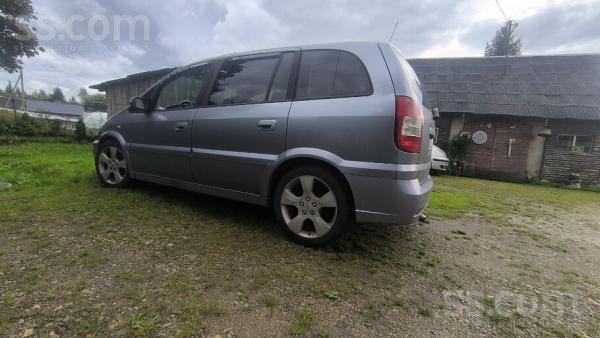 Grey Opel Zafira 2003 in Kraslava, with an engine capacity of 2.00 L and mileage of 314 thousand km for 600 €, photo 1 on AUTOMOTO.COM.LV