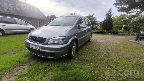 Grey Opel Zafira 2003 in Kraslava, with an engine capacity of 2.00 L and mileage of 314 thousand km for 600 €, photo 3 on AUTOMOTO.COM.LV