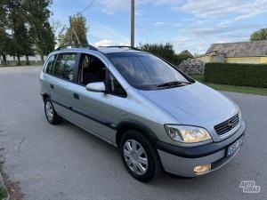Grey Opel Zafira 2003 in Alytus, with an engine capacity of 2.00 L and mileage of 147 thousand km for 1150 €, photo 4 on AUTOMOTO.COM.LV