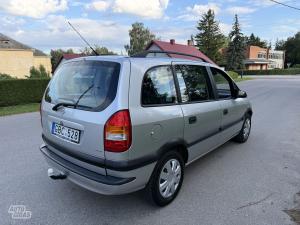Grey Opel Zafira 2003 in Alytus, with an engine capacity of 2.00 L and mileage of 147 thousand km for 1150 €, photo 6 on AUTOMOTO.COM.LV
