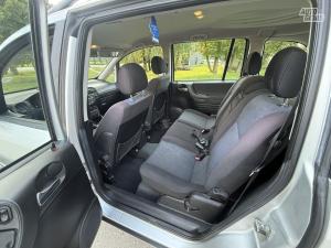 Grey Opel Zafira 2003 in Alytus, with an engine capacity of 2.00 L and mileage of 147 thousand km for 1150 €, photo 10 on AUTOMOTO.COM.LV
