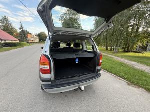 Grey Opel Zafira 2003 in Alytus, with an engine capacity of 2.00 L and mileage of 147 thousand km for 1150 €, photo 13 on AUTOMOTO.COM.LV