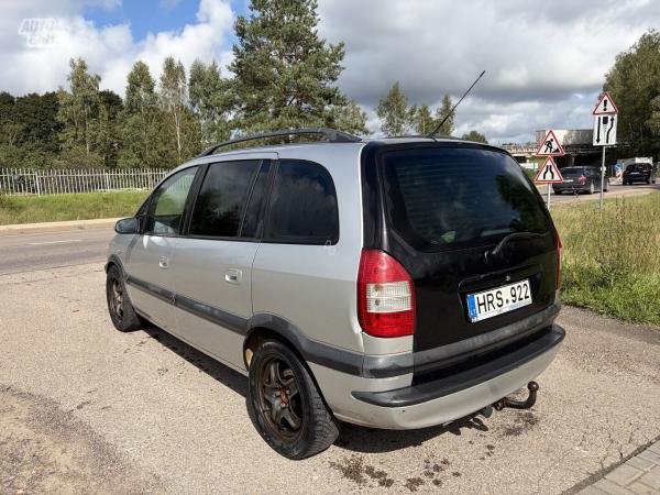 Pelēks Opel Zafira 2003 Jonava, ar dzinēja tilpumu 2.00 L un nobraukumu 315 tūkst. km par 730 €, foto 8 vietnē AUTOMOTO.COM.LV
