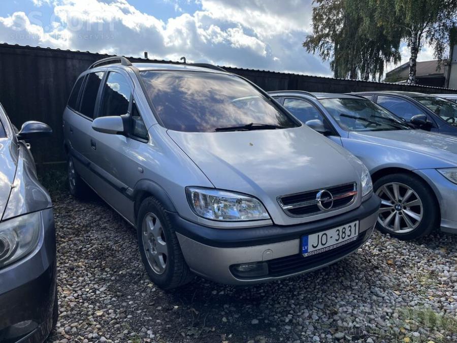 Pelēks Opel Zafira 2003 Rīga, ar dzinēja tilpumu 2.20 L un nobraukumu 384 tūkst. km par 490 €, foto 3 vietnē AUTOMOTO.COM.LV