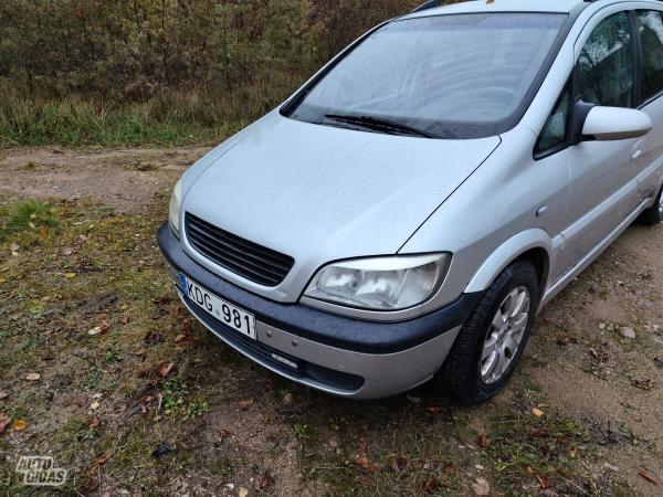 Opel Zafira 2003 Utena vietnē Pelēks Opel Zafira 2003 Utena, ar dzinēja tilpumu 2.20 L un nobraukumu 293 tūkst. km par 790 €, foto 3 vietnē AUTOMOTO.COM.LV