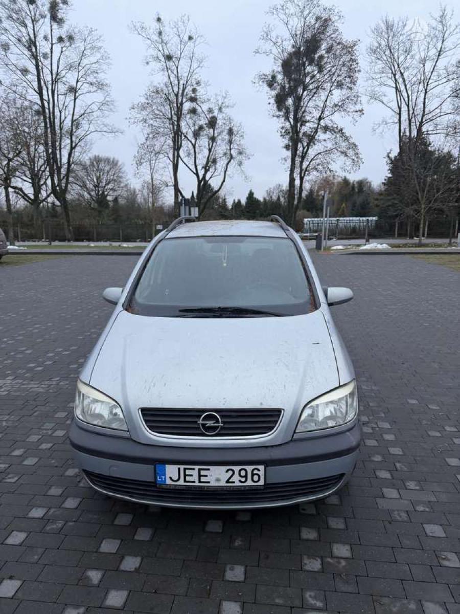 Pelēks Opel Zafira 2004 Kauņa, ar dzinēja tilpumu 2.00 L un nobraukumu 310 tūkst. km par 660 €, foto 3 vietnē AUTOMOTO.COM.LV