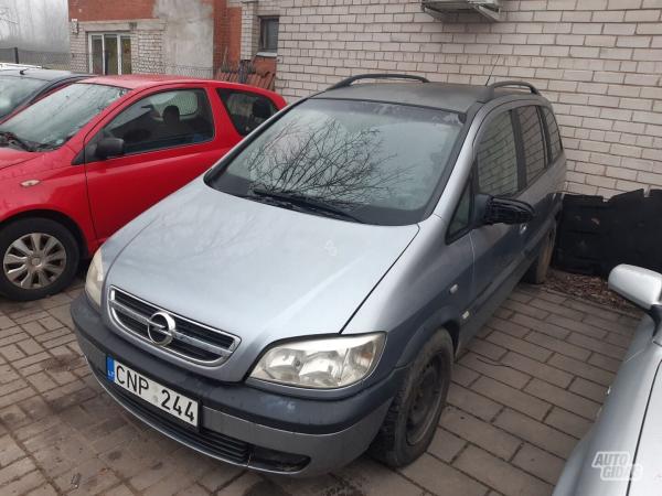 Pelēks Opel Zafira 2004 Kauņa, ar dzinēja tilpumu 2.00 L un nobraukumu 290 tūkst. km par 350 €, foto 1 vietnē AUTOMOTO.COM.LV