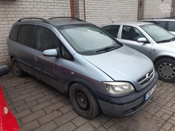 Pelēks Opel Zafira 2004 Kauņa, ar dzinēja tilpumu 2.00 L un nobraukumu 290 tūkst. km par 350 €, foto 2 vietnē AUTOMOTO.COM.LV