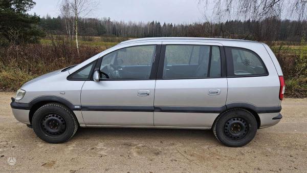 Pelēks Opel Zafira 2004 Anykščiai, ar dzinēja tilpumu 1.80 L un nobraukumu 269 tūkst. km par 1700 €, foto 7 vietnē AUTOMOTO.COM.LV