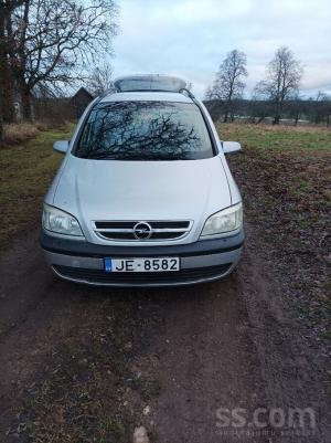 Pelēks Opel Zafira 2004 Jēkabpils, ar dzinēja tilpumu 2.20 L un nobraukumu 366 tūkst. km par 1000 €, foto 2 vietnē AUTOMOTO.COM.LV