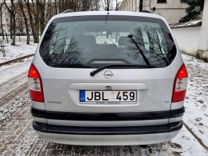 Grey Opel Zafira 2004 in Jonava, with an engine capacity of 1.60 L and mileage of 223 thousand km for 1499 €, photo 4 on AUTOMOTO.COM.LV