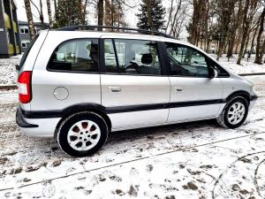 Grey Opel Zafira 2004 in Jonava, with an engine capacity of 1.60 L and mileage of 223 thousand km for 1499 €, photo 16 on AUTOMOTO.COM.LV