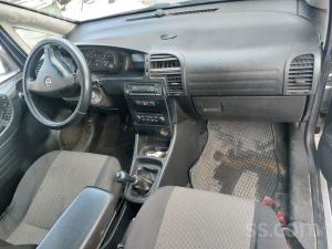 Pelēks Opel Zafira 2004 Liepāja, ar dzinēja tilpumu 2.20 L un nobraukumu 336 tūkst. km par 1000 €, foto 4 vietnē AUTOMOTO.COM.LV