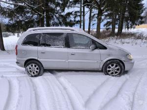 Pelēks Opel Zafira 2004 Ukmergė, ar dzinēja tilpumu 2.00 L un nobraukumu 270 tūkst. km par 1250 €, foto 4 vietnē AUTOMOTO.COM.LV