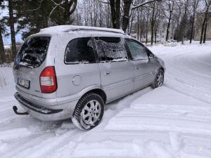 Pelēks Opel Zafira 2004 Ukmergė, ar dzinēja tilpumu 2.00 L un nobraukumu 270 tūkst. km par 1250 €, foto 5 vietnē AUTOMOTO.COM.LV