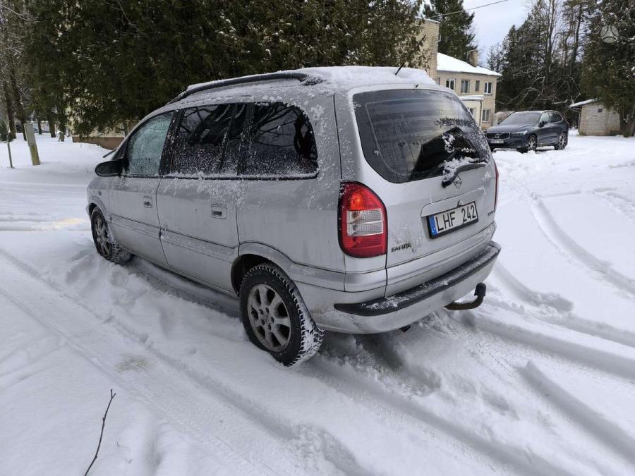 Pelēks Opel Zafira 2004 Ukmergė, ar dzinēja tilpumu 2.00 L un nobraukumu 270 tūkst. km par 1250 €, foto 8 vietnē AUTOMOTO.COM.LV