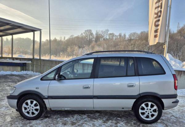 Grey Opel Zafira 2004 in Vilnius, with an engine capacity of 2.00 L and mileage of 260 thousand km for 999 €, photo 3 on AUTOMOTO.COM.LV