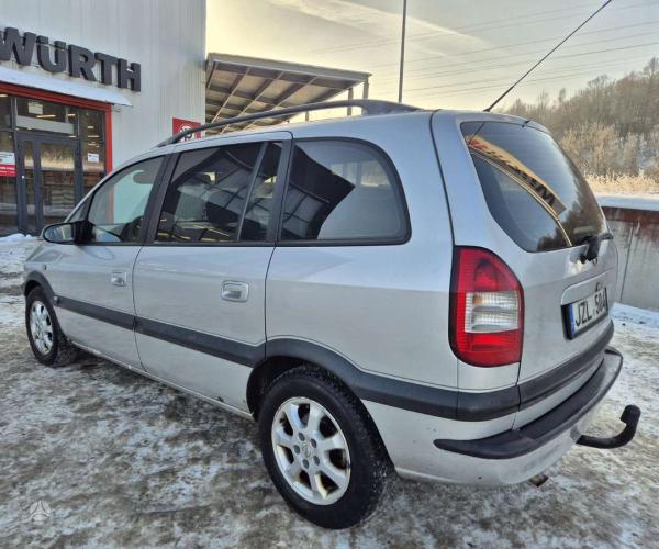 Grey Opel Zafira 2004 in Vilnius, with an engine capacity of 2.00 L and mileage of 260 thousand km for 999 €, photo 5 on AUTOMOTO.COM.LV