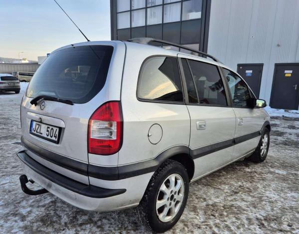 Grey Opel Zafira 2004 in Vilnius, with an engine capacity of 2.00 L and mileage of 260 thousand km for 999 €, photo 6 on AUTOMOTO.COM.LV
