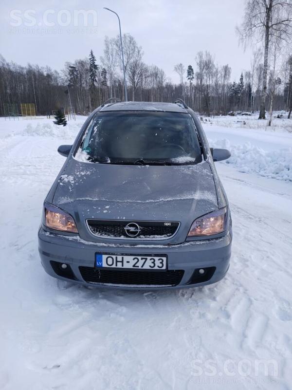 Pelēks Opel Zafira 2004 Jelgava, ar dzinēja tilpumu 2.20 L un nobraukumu 319 tūkst. km par 2000 €, foto 1 vietnē AUTOMOTO.COM.LV