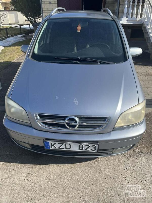 Pelēks Opel Zafira 2004 Panevēža, ar dzinēja tilpumu 2.00 L un nobraukumu 314 tūkst. km par 800 €, foto 1 vietnē AUTOMOTO.COM.LV