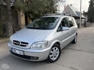 Grey Opel Zafira 2004 in Kaunas, with an engine capacity of 2.00 L and mileage of 304 thousand km for 1200 €, photo  on AUTOMOTO.COM.LV