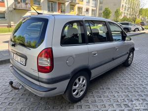 Grey Opel Zafira 2004 in Vilnius, with an engine capacity of 2.00 L and mileage of 309 thousand km for 1200 €, photo 7 on AUTOMOTO.COM.LV