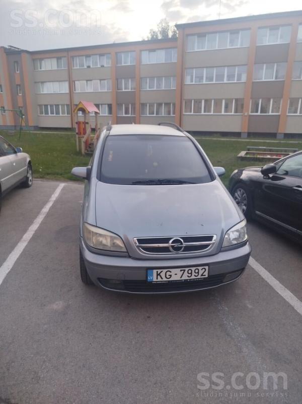Grey Opel Zafira 2004 in Riga, with an engine capacity of 2.20 L and mileage of 342 thousand km for 1200 €, photo 2 on AUTOMOTO.COM.LV