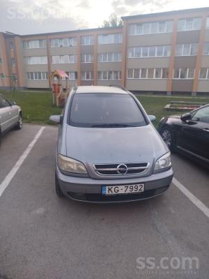 Pelēks Opel Zafira 2004 Rīga, ar dzinēja tilpumu 2.20 L un nobraukumu 342 tūkst. km par 1200 €, foto 3 vietnē AUTOMOTO.COM.LV