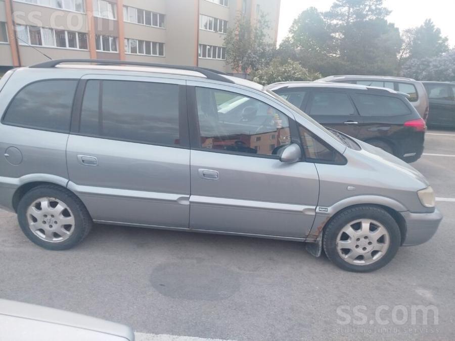 Pelēks Opel Zafira 2004 Rīga, ar dzinēja tilpumu 2.20 L un nobraukumu 342 tūkst. km par 1200 €, foto 4 vietnē AUTOMOTO.COM.LV
