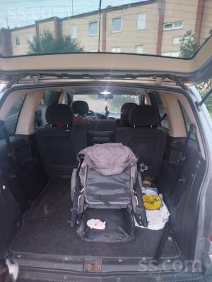 Pelēks Opel Zafira 2004 Rīga, ar dzinēja tilpumu 2.20 L un nobraukumu 342 tūkst. km par 1200 €, foto 12 vietnē AUTOMOTO.COM.LV