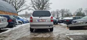 Pelēks Opel Zafira 2004 Valmiera, ar dzinēja tilpumu 2.20 L un nobraukumu 294 tūkst. km par 1150 €, foto 5 vietnē AUTOMOTO.COM.LV
