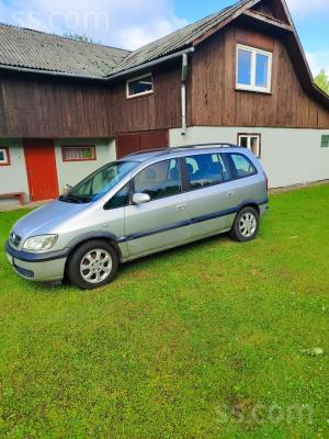 Grey Opel Zafira 2004 in Aizkraukle, with an engine capacity of 2.00 L and mileage of 273 thousand km for 750 €, photo 3 on AUTOMOTO.COM.LV