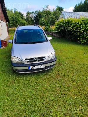 Grey Opel Zafira 2004 in Aizkraukle, with an engine capacity of 2.00 L and mileage of 273 thousand km for 750 €, photo 4 on AUTOMOTO.COM.LV