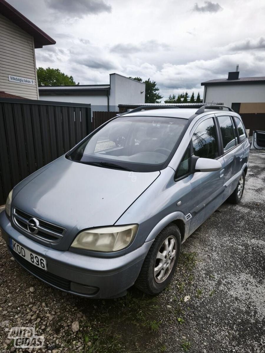 Grey Opel Zafira 2004 in Kaunas, with an engine capacity of 2.00 L and mileage of 259 thousand km for 550 €, photo 3 on AUTOMOTO.COM.LV