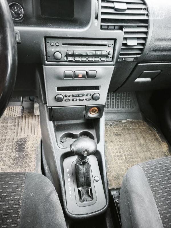 Pelēks Opel Zafira 2004 Kauņa, ar dzinēja tilpumu 2.00 L un nobraukumu 259 tūkst. km par 550 €, foto 7 vietnē AUTOMOTO.COM.LV