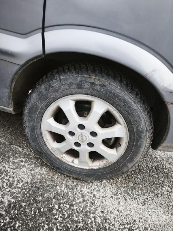 Pelēks Opel Zafira 2004 Kauņa, ar dzinēja tilpumu 2.00 L un nobraukumu 259 tūkst. km par 550 €, foto 10 vietnē AUTOMOTO.COM.LV