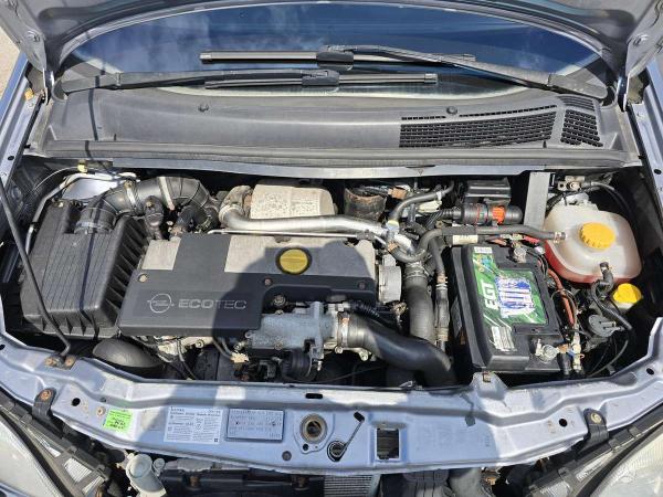 Grey Opel Zafira 2004 in Klaipeda, with an engine capacity of 2.17 L and mileage of 409 thousand km for 990 €, photo 7 on AUTOMOTO.COM.LV