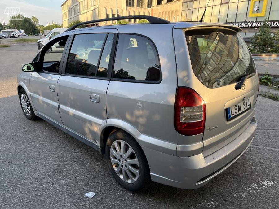 Grey Opel Zafira 2004 in Vilnius, with an engine capacity of 2.20 L and mileage of 348 thousand km for 950 €, photo 6 on AUTOMOTO.COM.LV