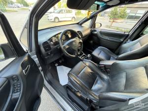 Grey Opel Zafira 2004 in Vilnius, with an engine capacity of 2.20 L and mileage of 348 thousand km for 950 €, photo 10 on AUTOMOTO.COM.LV