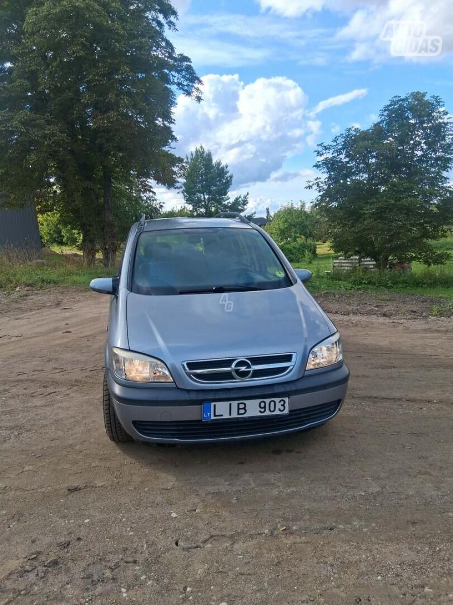 Pelēks Opel Zafira 2004 Naujoji Akmenė, ar dzinēja tilpumu 2.00 L un nobraukumu 260 tūkst. km par 950 €, foto 1 vietnē AUTOMOTO.COM.LV