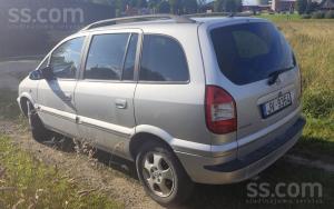 Pelēks Opel Zafira 2004 Ogre, ar dzinēja tilpumu 2.20 L un nobraukumu 271 tūkst. km par 1250 €, foto 11 vietnē AUTOMOTO.COM.LV