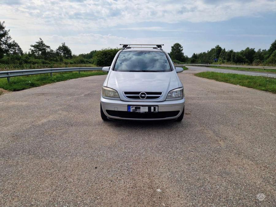 Pelēks Opel Zafira 2004 Viļņa, ar dzinēja tilpumu 2.17 L un nobraukumu 346 tūkst. km par 490 €, foto 4 vietnē AUTOMOTO.COM.LV