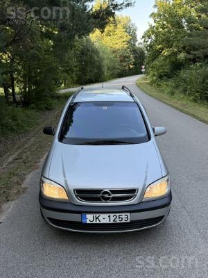 Pelēks Opel Zafira 2004 Kuldīga, ar dzinēja tilpumu 2.00 L un nobraukumu 365 tūkst. km par 1000 €, foto 5 vietnē AUTOMOTO.COM.LV