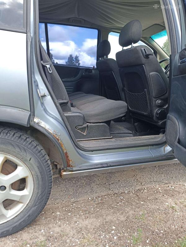 Grey Opel Zafira 2004 in Utena, with an engine capacity of 2.00 L and mileage of 255 thousand km for 300 €, photo 5 on AUTOMOTO.COM.LV