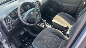 Pelēks Opel Zafira 2004 Viļņa, ar dzinēja tilpumu 2.00 L un nobraukumu 320 tūkst. km par 1250 €, foto 8 vietnē AUTOMOTO.COM.LV