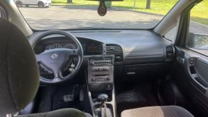 Pelēks Opel Zafira 2004 Viļņa, ar dzinēja tilpumu 2.00 L un nobraukumu 320 tūkst. km par 1250 €, foto 10 vietnē AUTOMOTO.COM.LV