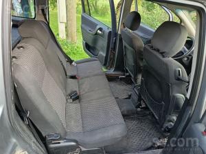 Grey Opel Zafira 2004 in Cesis, with an engine capacity of 1.80 L and mileage of 474 thousand km for 700 €, photo 9 on AUTOMOTO.COM.LV