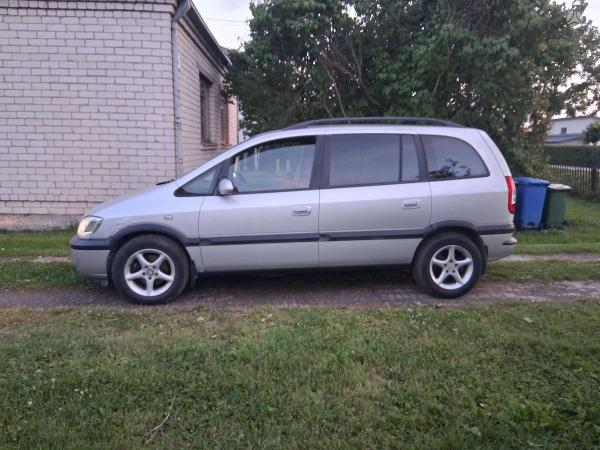 Grey Opel Zafira 2004 in Marijampole, with an engine capacity of 2.00 L and mileage of 173 thousand km for 950 €, photo 7 on AUTOMOTO.COM.LV